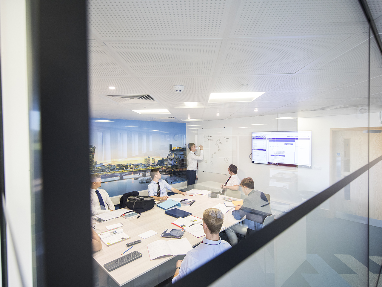 Classroom design tips that impact teachers - Envoplan