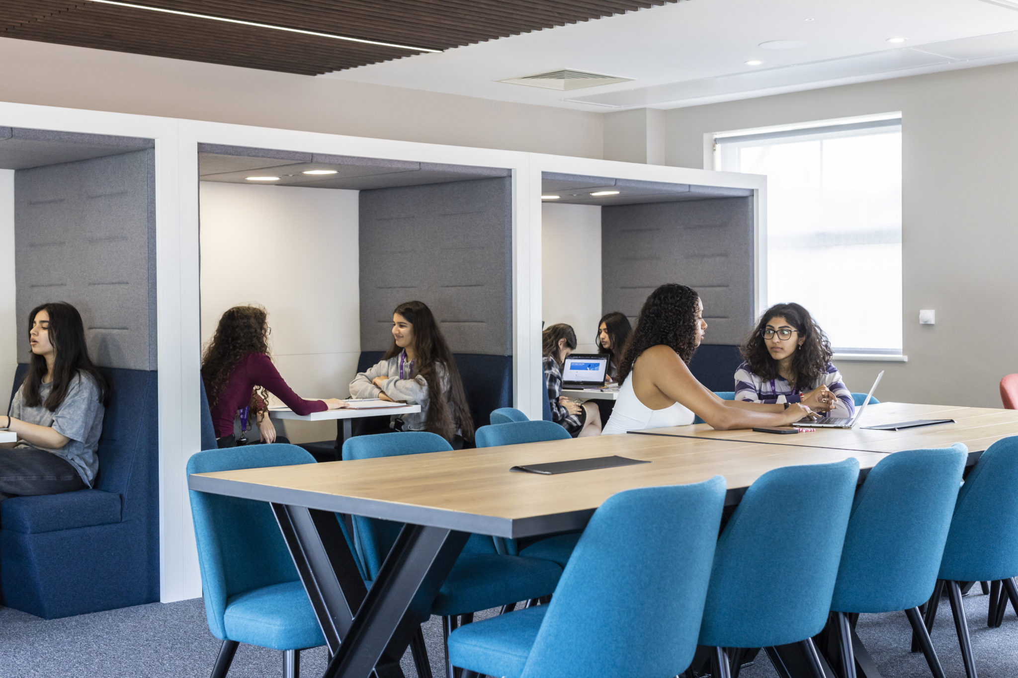 The Evolution of Learning Spaces - Envoplan