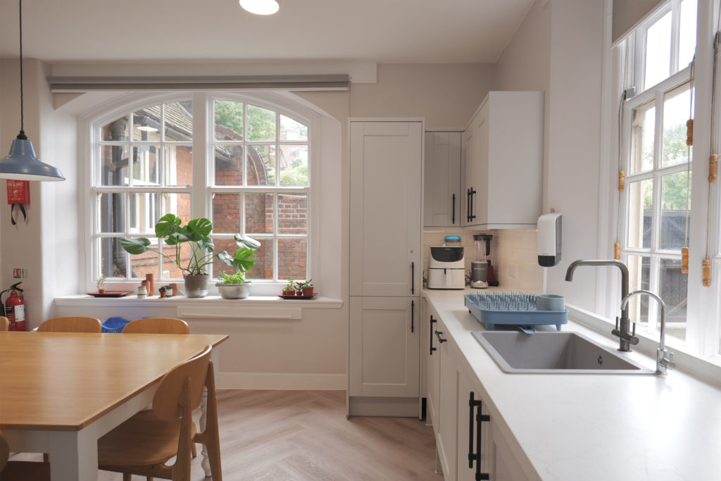 Wycombe Abbey Boarding Kitchens & Furniture - Envoplan